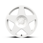 Rally Sport Tarmac - Rally White | Fifteen52 | Cast Wheels